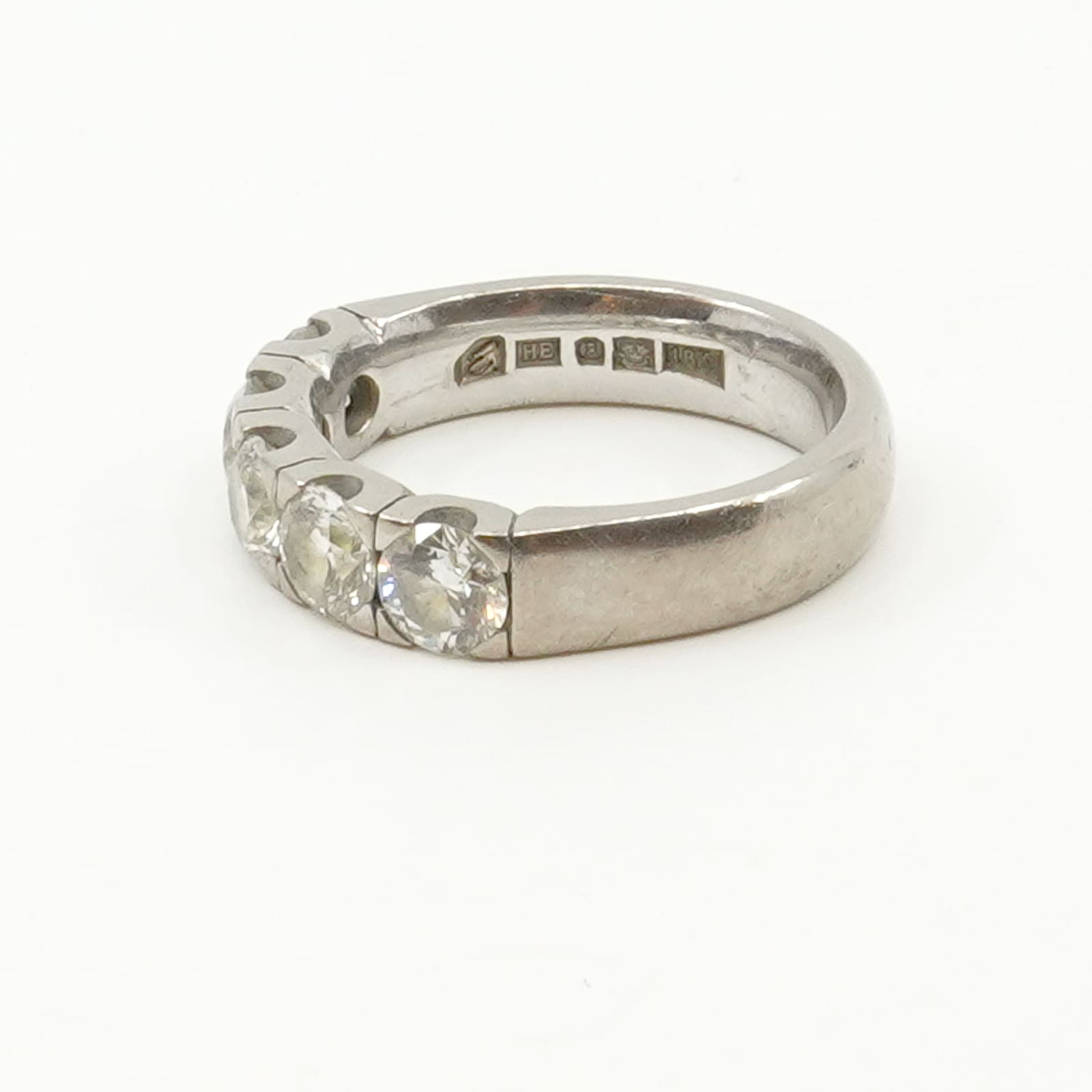 Ring Vitguld 18K 7,5g Ø16¾ Engelbert, med diamanter 5st 1,70tct, box