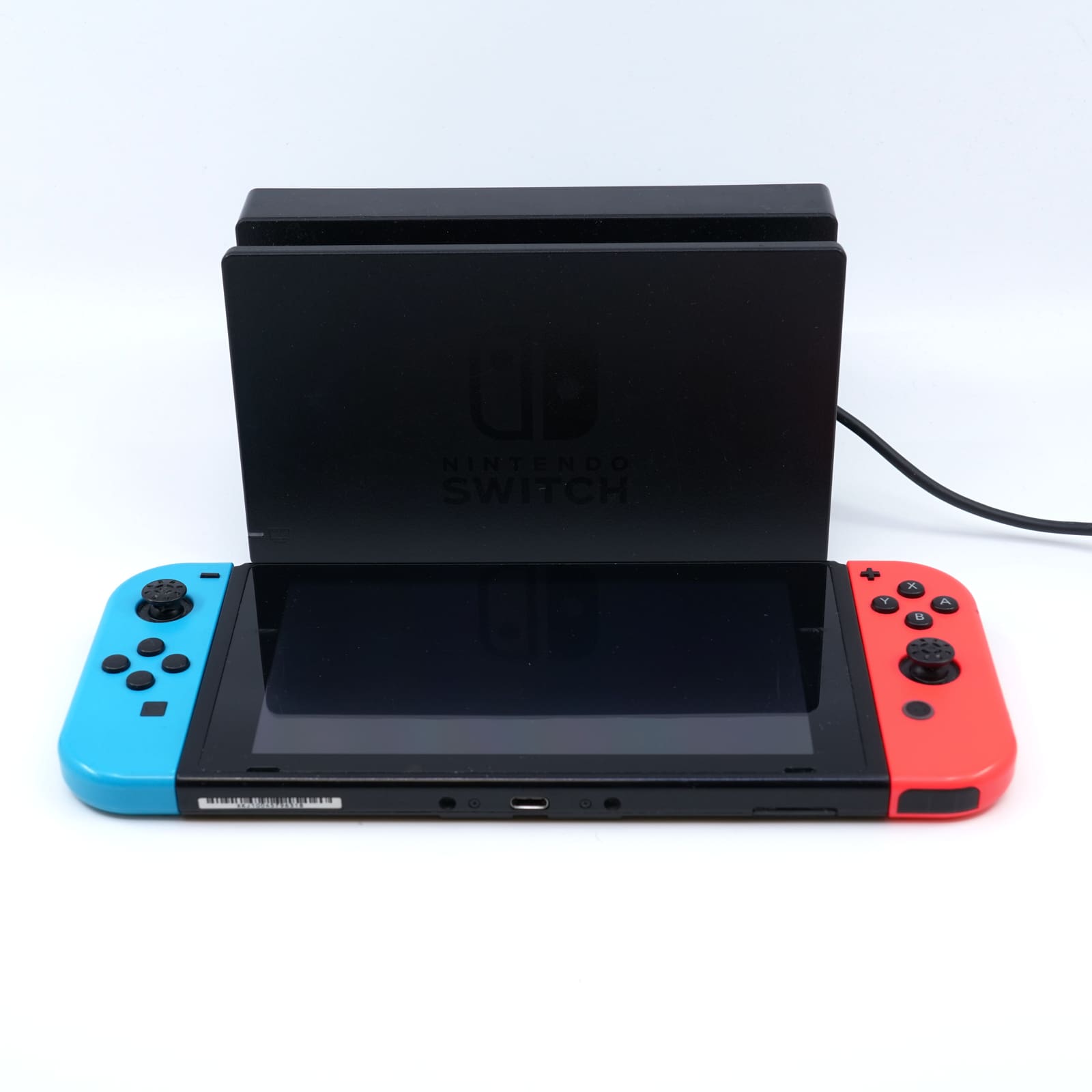 Nintendo switch modell hac-001 med laddstation