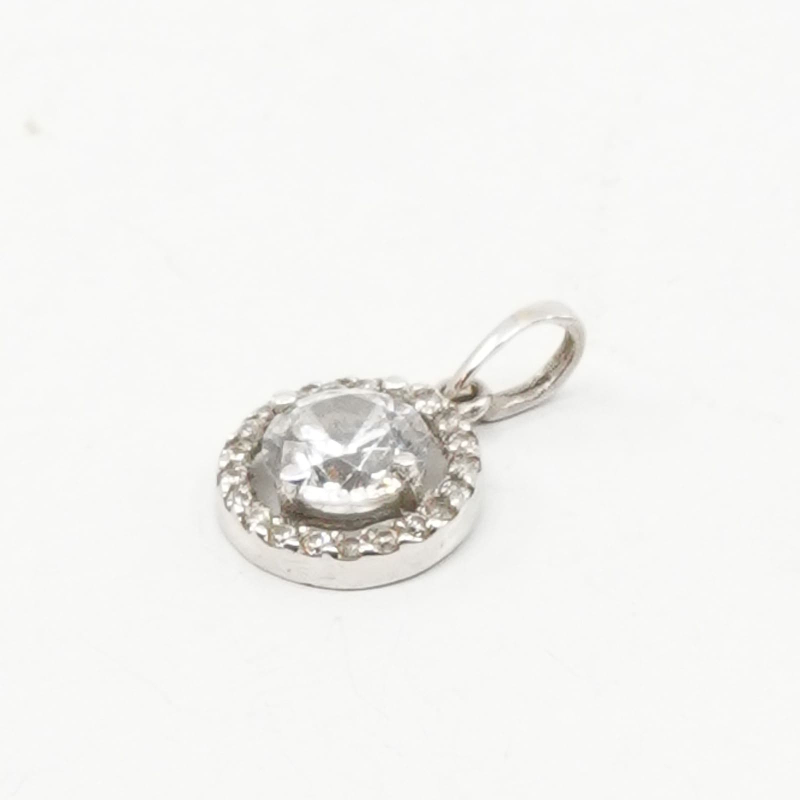 Hänge/berlock Vitguld 18K 0,7g Bredd 0,8mm Höjd 15mm